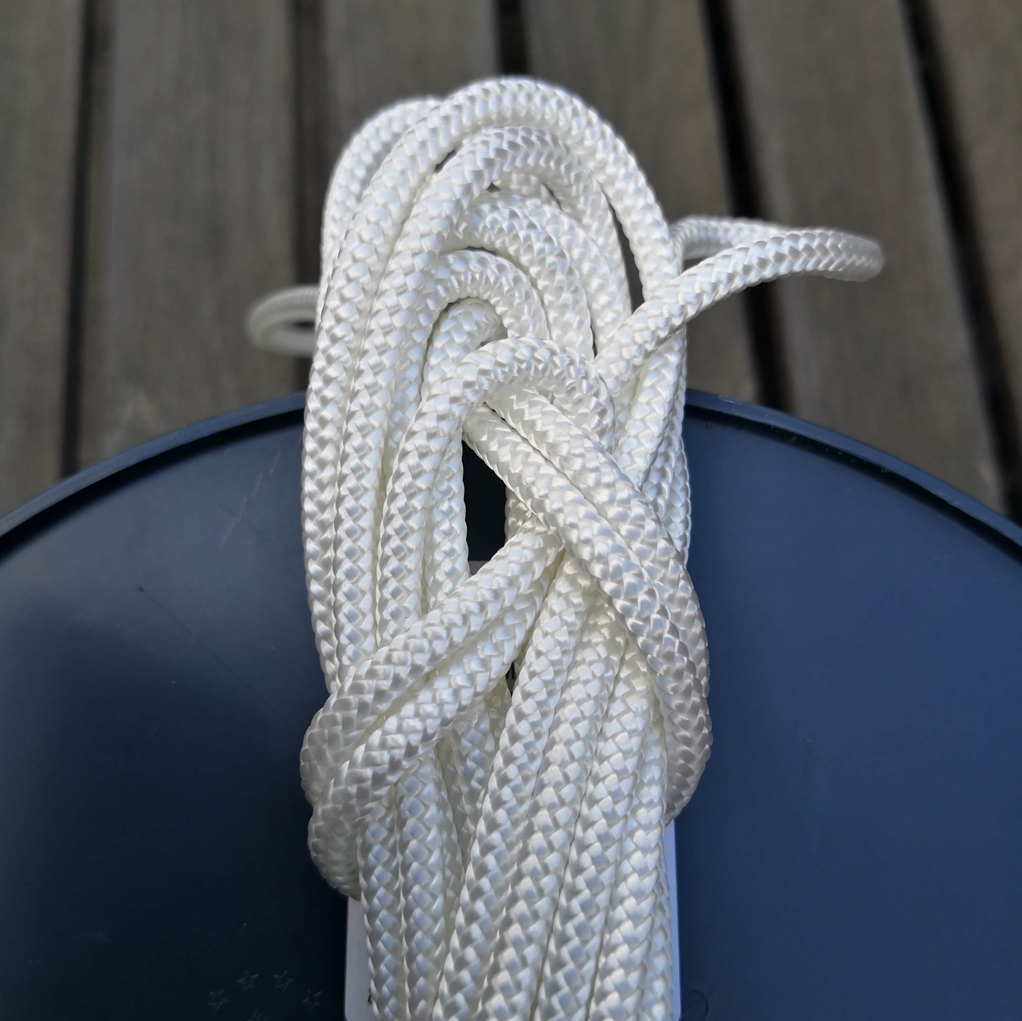 Hvid Flagline til flagstang, markedets bedste flagsnor