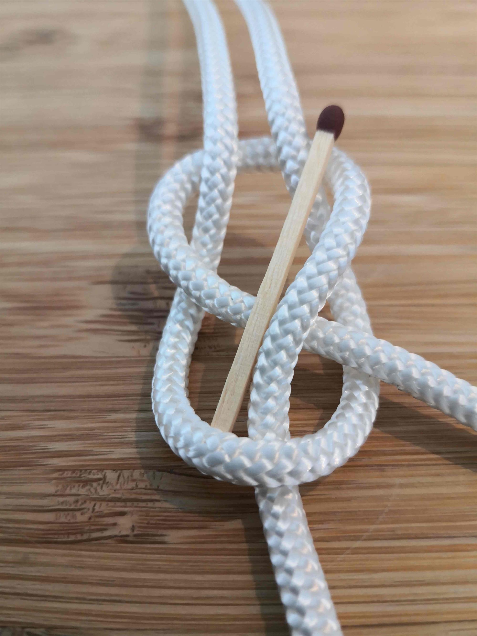 Hvid Flagline til flagstang, markedets bedste flagsnor